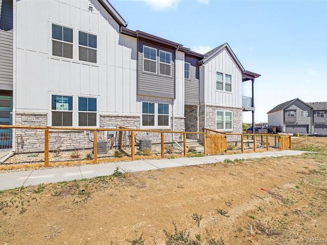 2897 E 103rd Dr, Thornton, CO 80229 | MLS #4900 | Compass