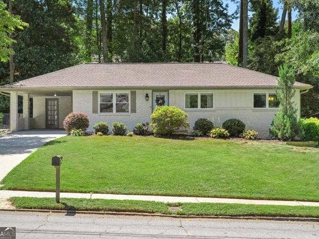 2897 Harcourt Dr, Decatur, GA 30033