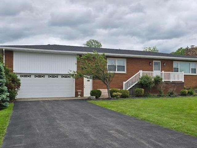 2897 Southwestern Blvd, Orchard Park, NY 14127