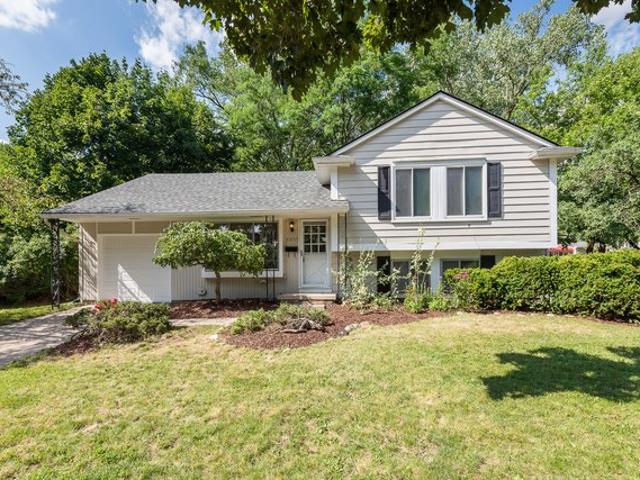 2897 Ticknor Ct, Ann Arbor, MI 48104