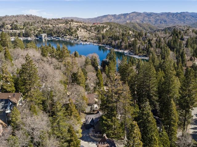 28989 Palisades Dr, Lake Arrowhead, CA 92352 | MLS #IG26058