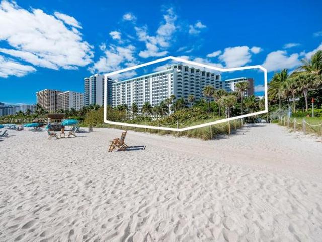 2899 Collins Ave #1535, Miami Beach, FL 33140
