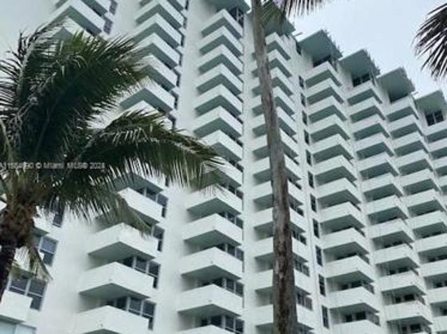 2899 Collins Ave #844, Miami Beach, FL 33140