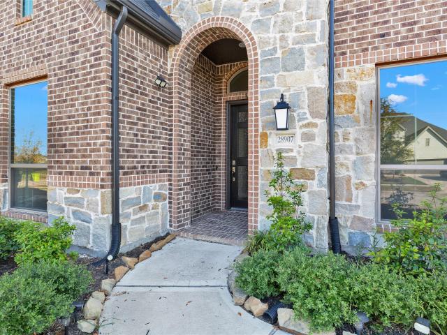 28907 Ridge Valley Court