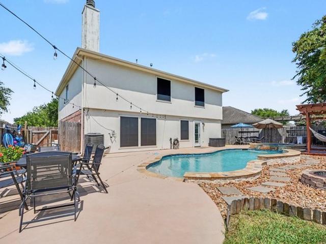 2890 Colony Cone Cir, Dickinson, TX 77539