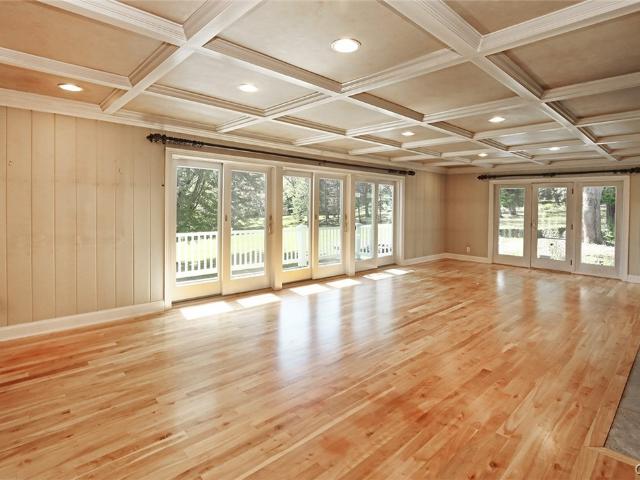 2890 W Lake Road