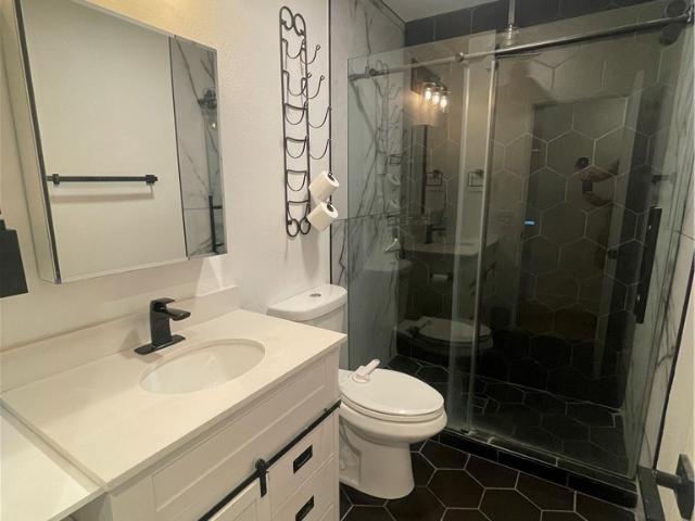2891 Canyon Crest Drive 63