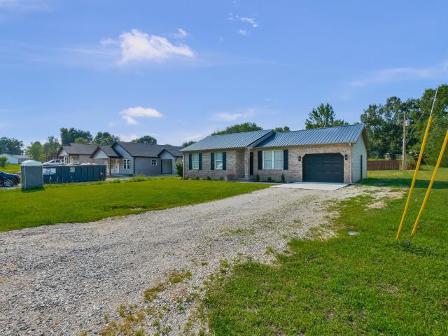 2891 Country Squire Boulevard