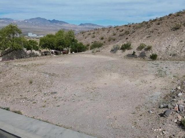 2891 Desert Vista Dr, Bullhead City, AZ 86429
