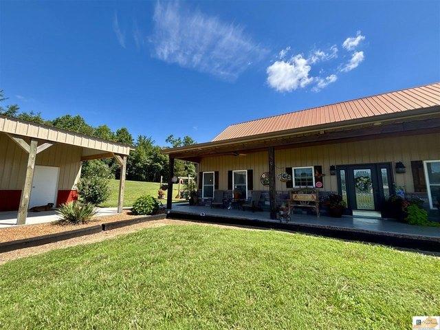 2891 Sulphur Creek Rd, Burkesville, KY 42717