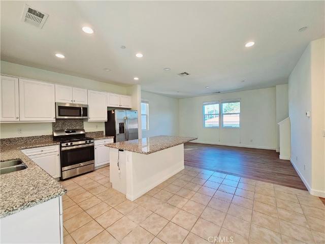 2892 Cedar Lane
