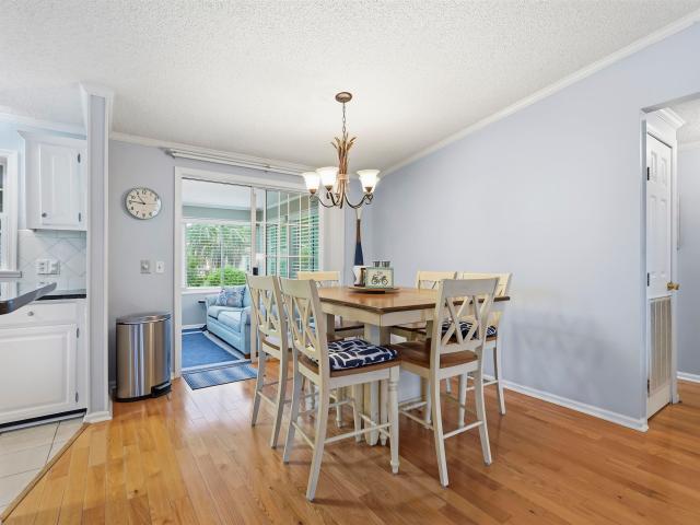 2892 Palm Rd