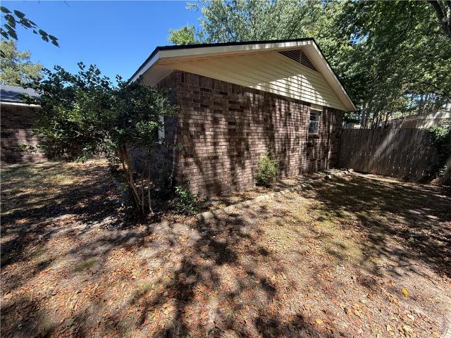 2892 Peg Lane