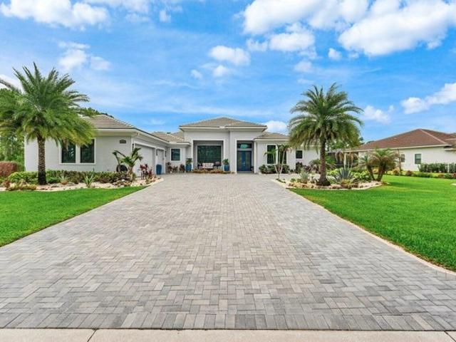 2893 SW Goldenglow Dr, Palm City, FL 34990