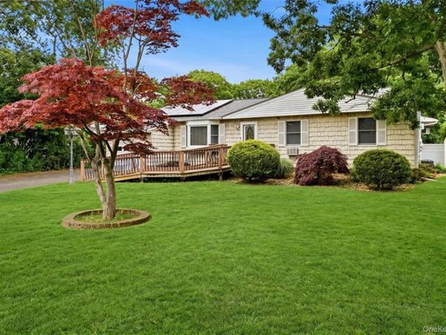 289 Central Ave, Bohemia, NY 11716