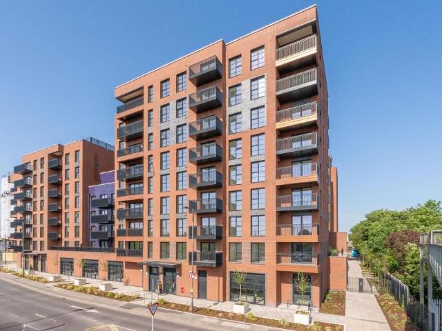 289 Burlington Road, London KT3, 1 bed flat to rent, £1,863 pcm | PrimeLocation