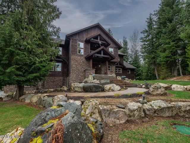 289 Fairway Dr, Priest Lake, ID 83856