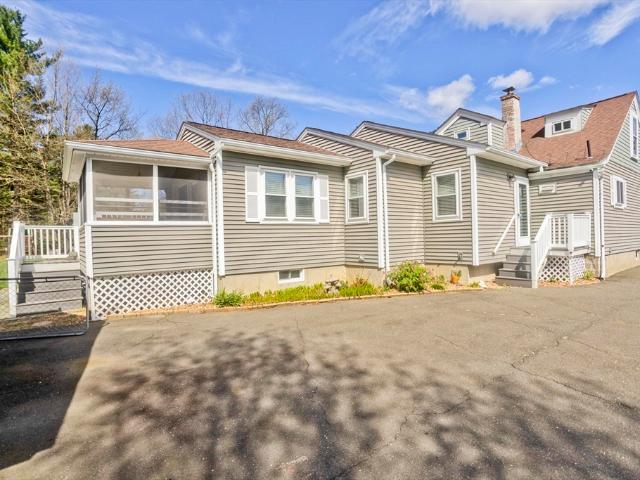 289 Holyoke Rd, Westfield, MA 01085 | MLS #73506 | Compass