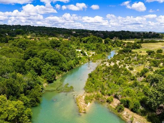 289 Hoot Owl Holw, Ingram, TX 78025
