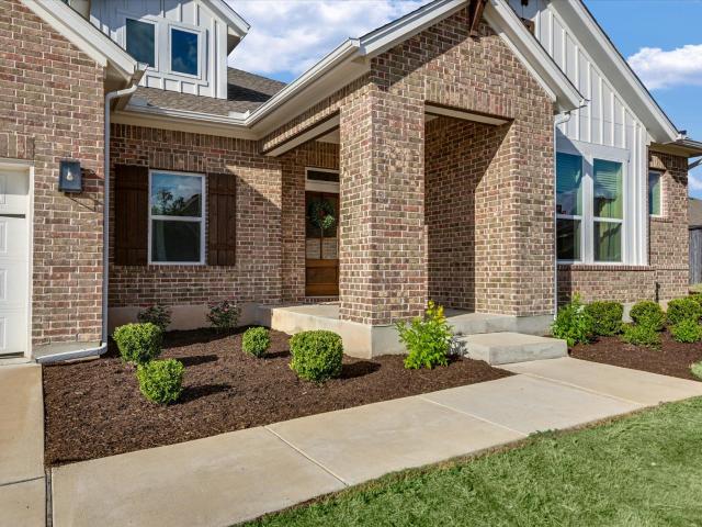 289 Helena Ln