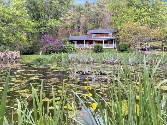 289 Huckleberry Ridge Rd NE, Floyd, VA 24091