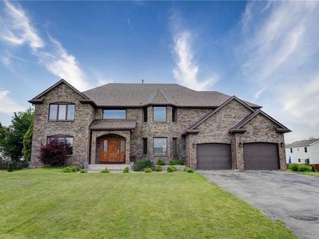 289 Island Cottage Rd, Rochester, NY 14612