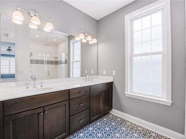 289 Jefferson Ln, Cranberry Township, PA 16066 | MLS #1735