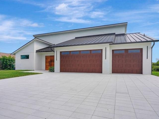 289 Long Meadow Ln, Rotonda West, FL 33947