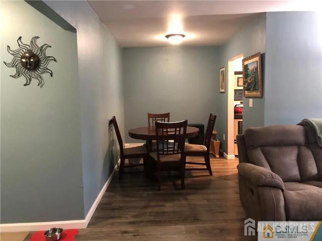 289 Main Street 11D