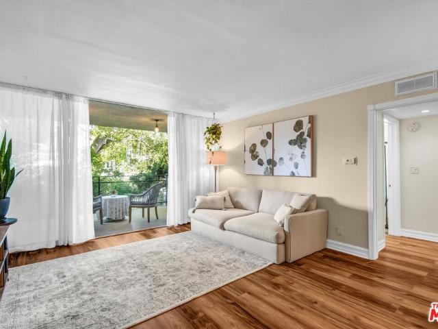 289 S Barrington Ave, Unit A102, Los Angeles, CA 90049 | MLS #26657 | Compass