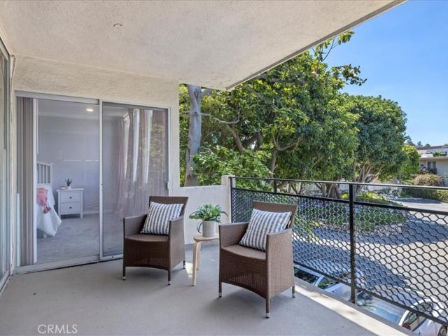 289 S Barrington Ave, Unit A203, Los Angeles, CA 90049 | MLS #SB26064