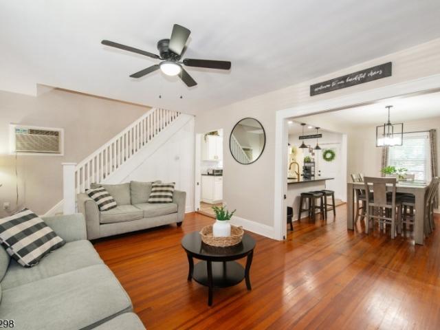 289 Paterson Avenue