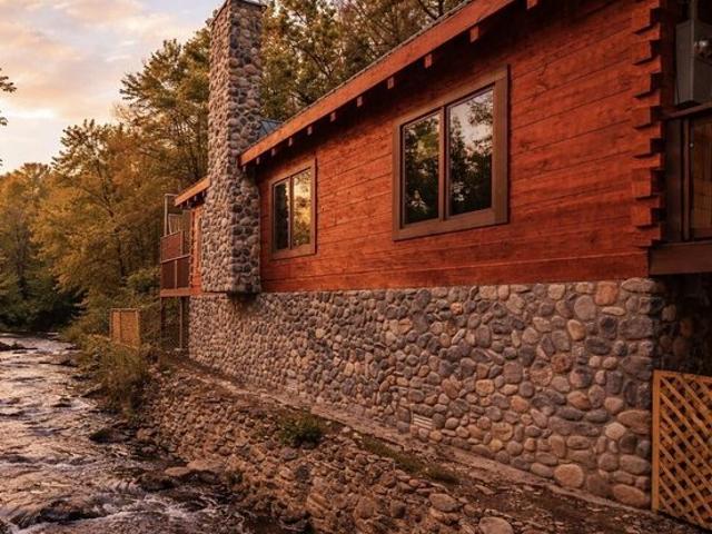 289 Roaring Fork Rd, Gatlinburg, TN 37738