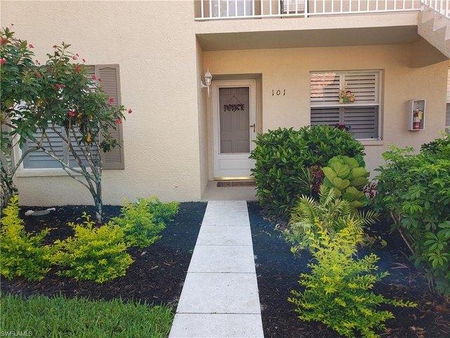 289 Robin Hood Cir Unit 101, Naples, FL 34104