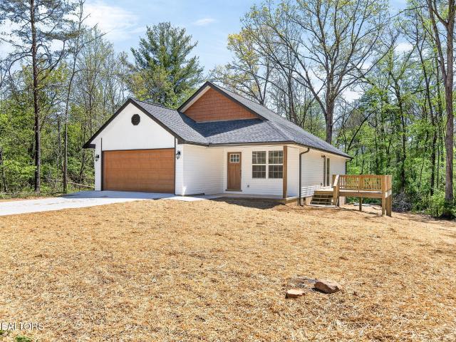 289 Rhododendron Circle