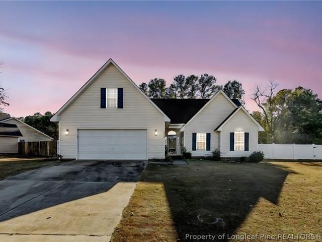 289 Rushmore Ct, Raeford, NC 28376