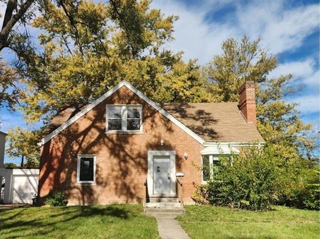 289 W 16th St, Chicago Heights, IL 60411