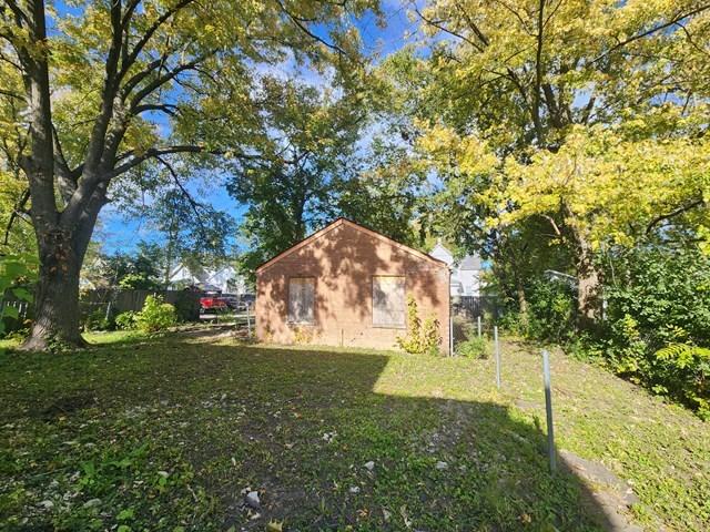289 W 16th Street