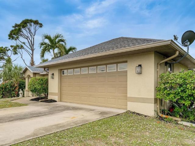 289 W Pine Valley Ln, Rotonda West, FL 33947 | MLS #D6147