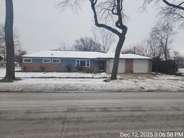 289 Westwood Dr, Park Forest, IL 60466
