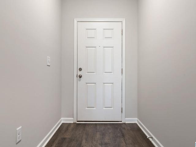289 Troubadour Lane