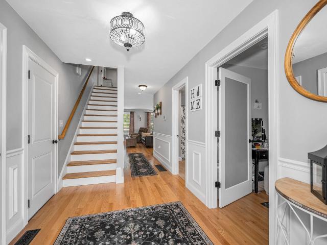 289B Webster Street
