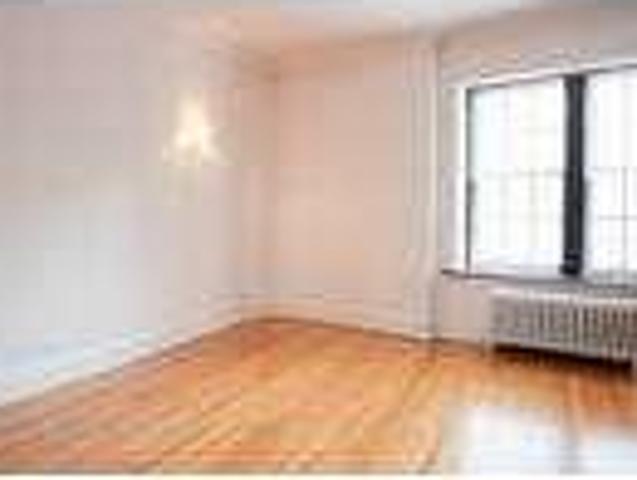28 48 Lawton 3BR/1BA Style A