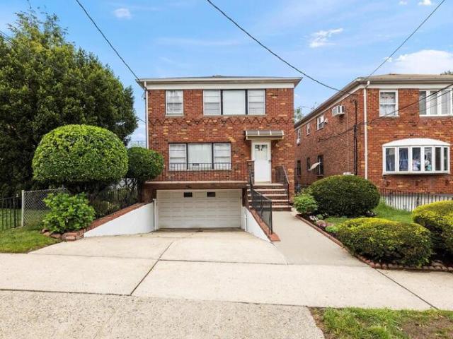 28 10 th street, Flushing, NY 11354