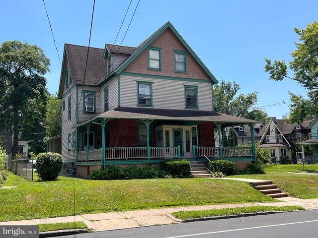 28 30 W Greenwood Ave, Lansdowne, PA 19050