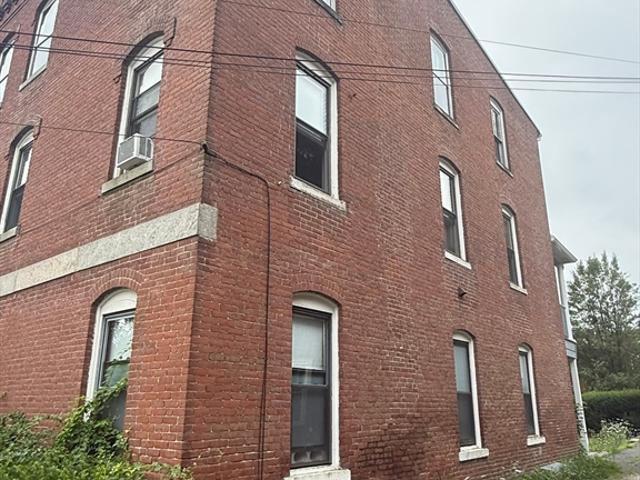 28 30 Second St