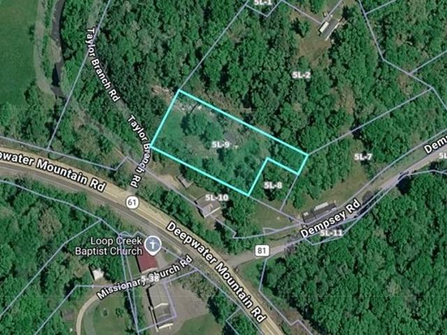 28 Taylor Branch Rd, Kincaid, WV 25840