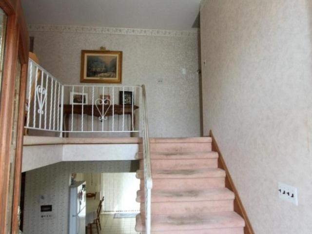 28 Taylor Ln
