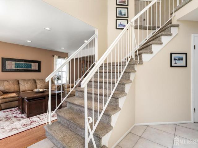 28 Terrier Pl, Kendall Park, NJ 08824 | MLS #2613 R | Compass