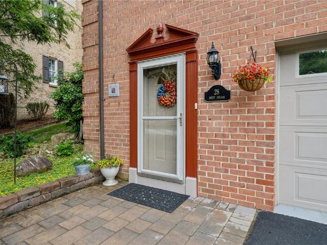 28 Unity Square